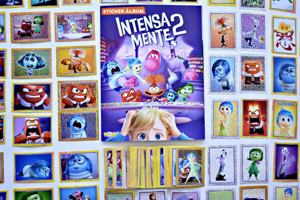 Intensamente 2: Álbum Completo A Pegar - Álbum Físico